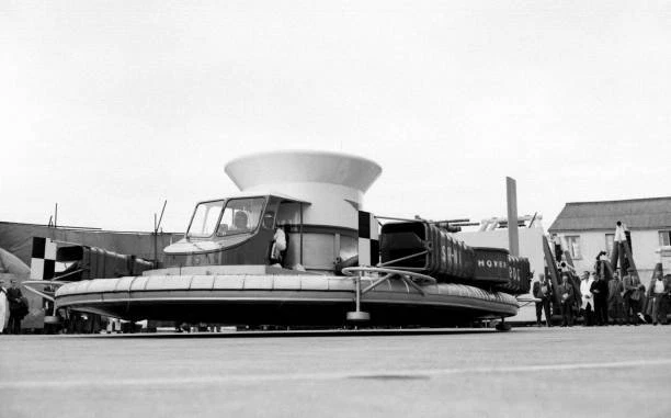 THE PROTOTYPE OF all-British SR N1 hovercraft designed by Chri - 1959 ...