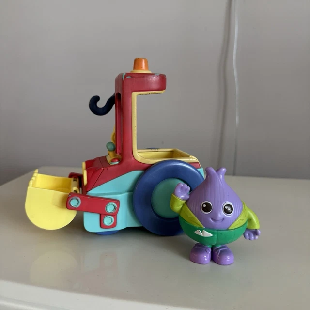 CBEEBIES MOON & Me Bumper Roller Vehicle And Mr Onion Figure Playset ...