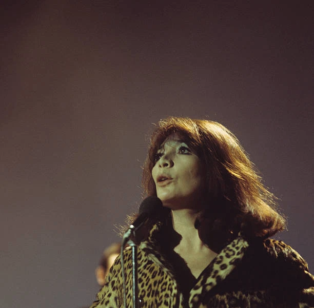 FRENCH SINGER AND Actress Juliette Greco 1970S Old Music Photo 1 $6.02 ...