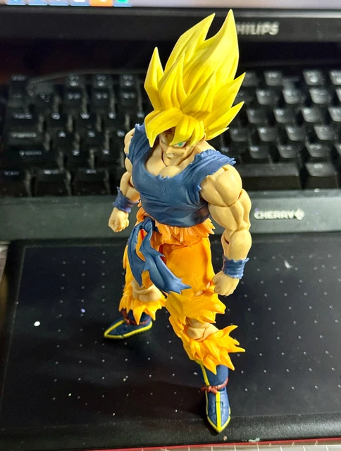 CUSTOM DRAGON BALL z S.H.Figuarts legenary Super Saiyan son goku (Body ...