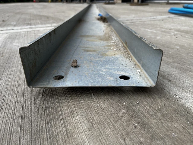 C SECTION PURLIN Steel Cladding Rail Roofing Purlin £5.00 - PicClick UK