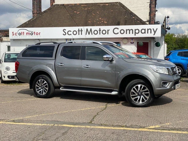 2019 NISSAN NAVARA Double Cab Pick Up Tekna 2.3dCi 190 4WD Auto PICK UP ...