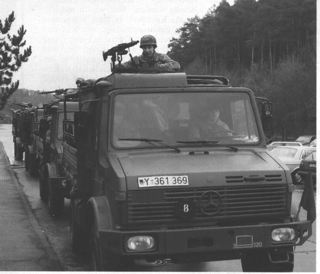 FOTO REPRO 15X10 Bundeswehr Heer und SKB Damals Begleitschutz nukl ...