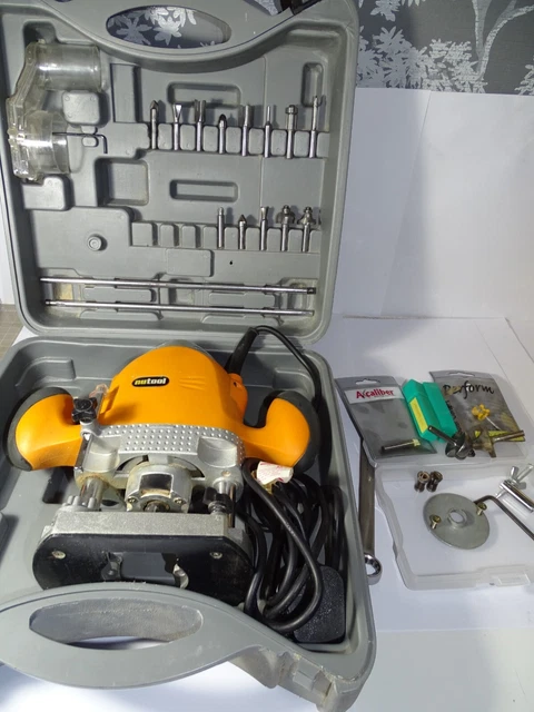 NUTOOL NXPC1050-KA 240V Plunge Router with bit's, guide and case £45.00 ...