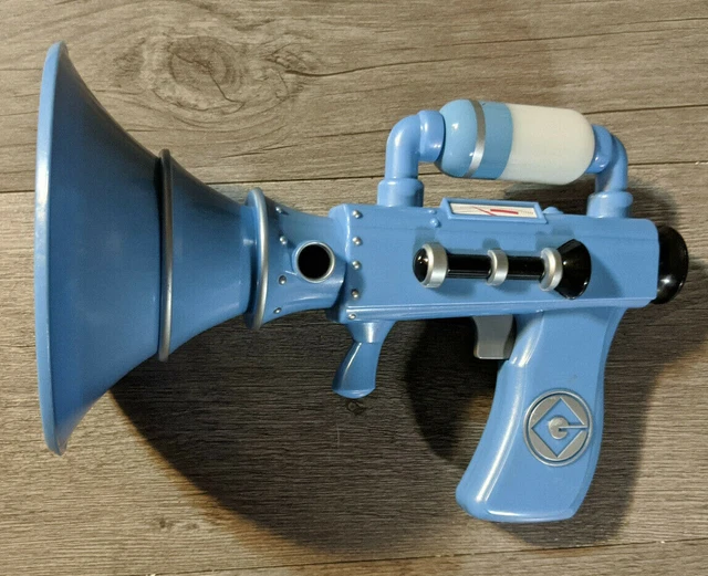 DESPICABLE ME BLUE Minion Toy Fart Gun Blaster Lights & Sounds Plastic ...