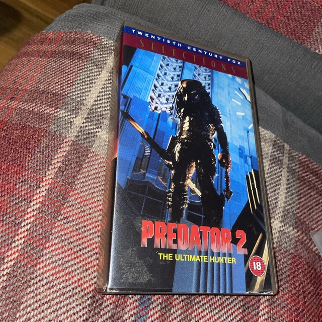 PREDATOR 2 VHS Video Mouldy (See Pics) £8.50 - PicClick UK
