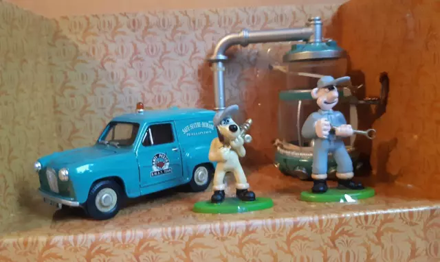 2005 CORGI WALLACE and Gromit Curse of the Were-Rabbit Anti-Pesto Bun ...