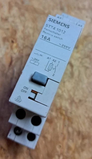 SIEMENS 5TT4 101-2 Stromstoßschalter Tastrelais 24V~ 16A Fernschalter ...