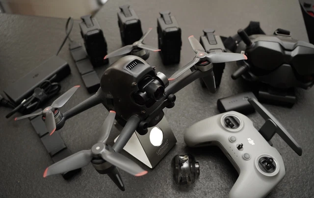 DJI FPV COMBO Drohne MEGA-Bundle Rucksack/Koffer/MotionController/5 ...