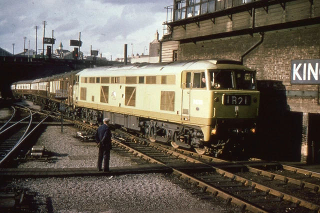 35MM RAILWAY SLIDE: COLOUR-RAIL: DE 17: CLASS 53: D0280 FALCON £2.00 ...