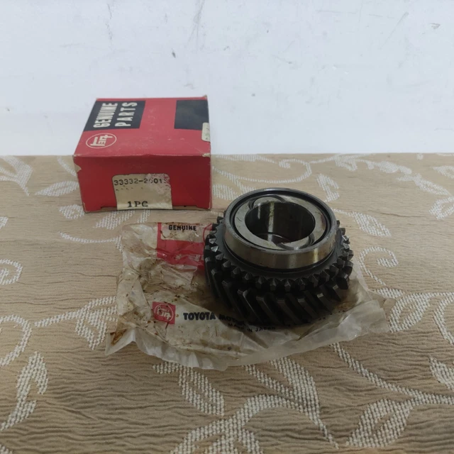 NOS TOYOTA トヨタ TRANSMISSION 2nd GEAR TOYOTA CENTURY VG20 # 33332-20015 ...