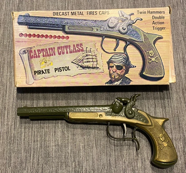VINTAGE CAPTAIN CUTLASS Toy Child’s Pistol Pirate Twin Trigger Boxed ...