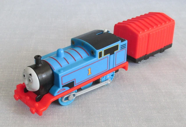 THOMAS & FRIENDS Trackmaster Motorized Train Engine With Red Cargo Car ...