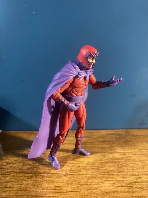 FIGURINE MARVEL UNIVERSE Secret Wars Comic Pack MAGNETO Complet 3,75 ...