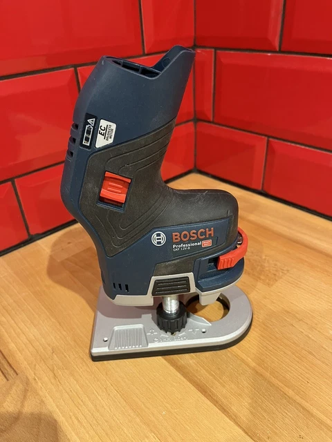 BOSCH PROFESSIONAL GFK 12v-8. Bosch Cordless Router 12v Takes 10.8v £ ...