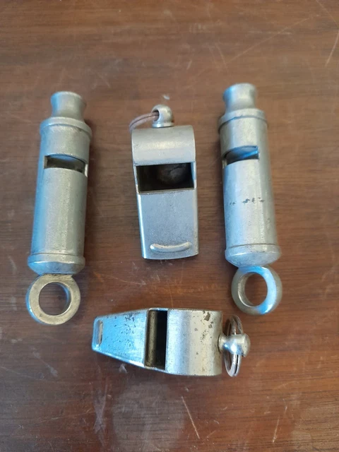 ANCIEN SIFFLET - Police, Scout, Militaire? EUR 15,00 - PicClick FR