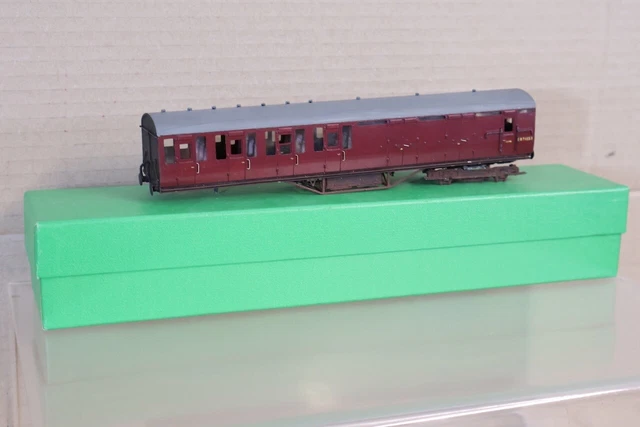 COMET KIT BUILT WEATHERED BR Ex LNER SUBURBAN 3rd CLASS BRAKE COACH ...