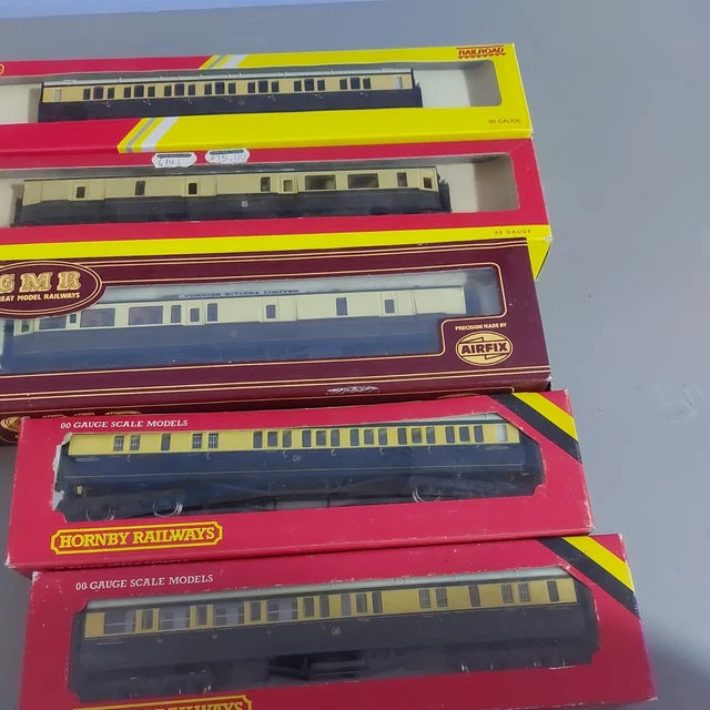 MODEL RAILWAY 00 Gauge Coaches £1.75 - PicClick UK