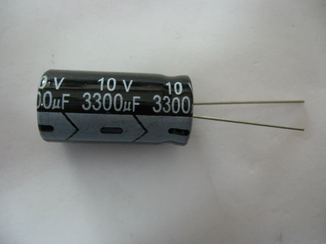LOT X10: CAPACITOR Condensateur 3300µF 3300uF 3300MF 10V 105°c Rubycon 13x26mm EUR 10,00 ...