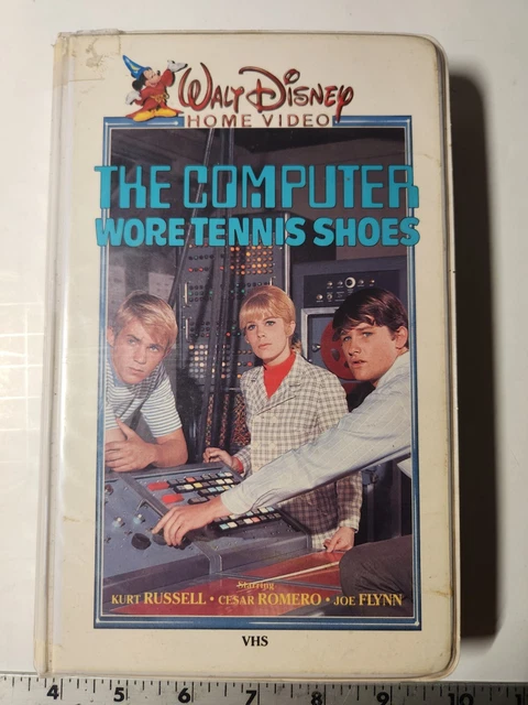 THE COMPUTER WORE Tennis Shoes Disney VHS 1969 Edition Kurt Russell ...