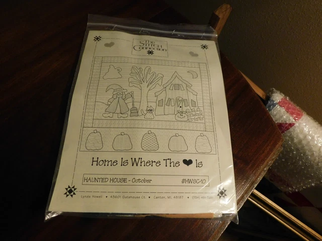 HAUNTED HOUSE OCTOBER Quilt Kit Stitch Connection Home is Where the ...
