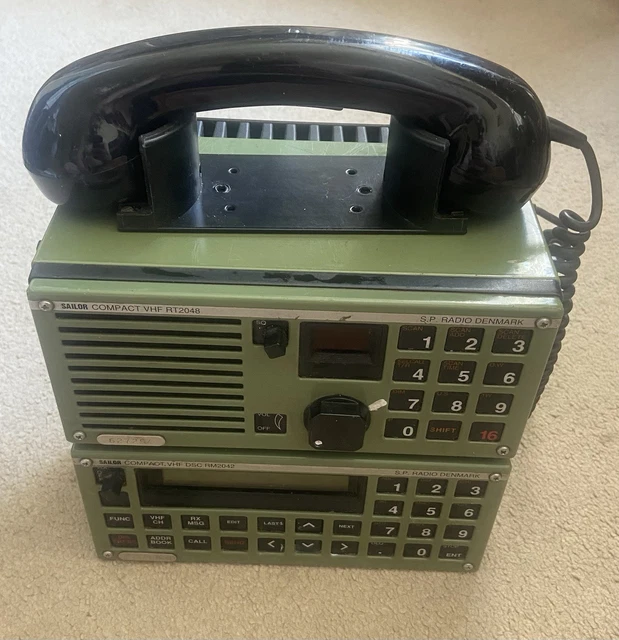 SAILOR RM-2042-VHF-DSC CONTROLLER And Sailor RT-2048 VHF Radio Untested ...