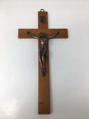 WOOD WOODEN CROSS Crucifix Jesus Christ Corpus INRI Religious Vtg ...