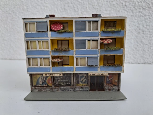 KIBRI H0 WOHN- und Geschäftshaus Typ 1960er Jahre EUR 10,00 - PicClick DE