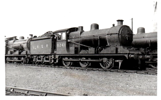 LNER CLASS J19 0-6-0 No 8241 (4641) at MARCH SHED YARD c 1934 R/PHOTO £ ...