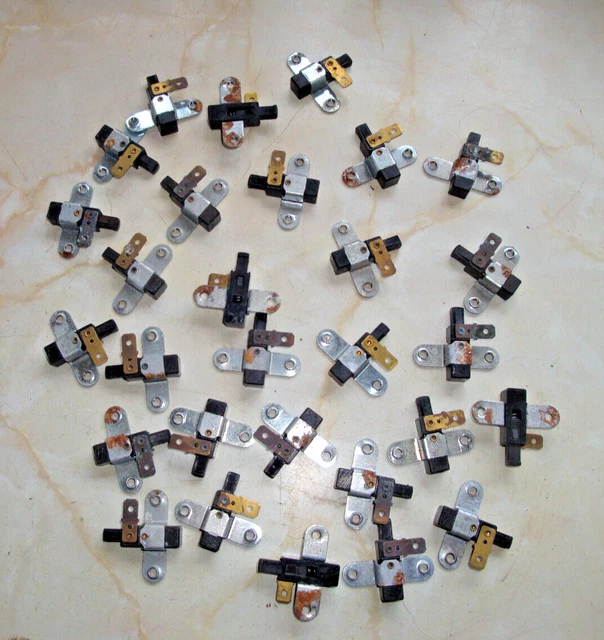 LAND ROVER / Range Rover - Hand Brake Warning Light Switch £9.00 ...