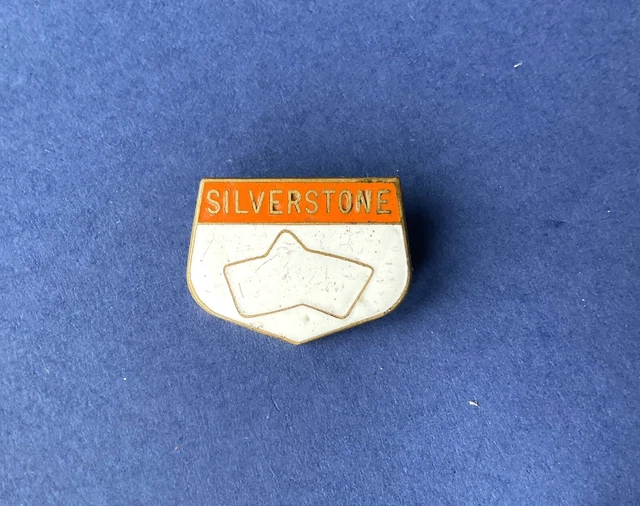 VINTAGE SILVERSTONE CIRCUIT Pin Badge Motor Car Motorcycle Bike Racing ...