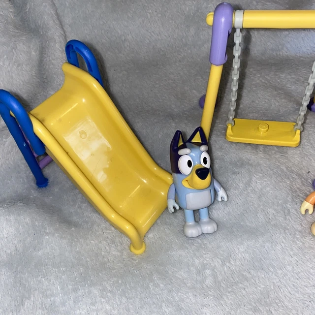 BLUEY PLAYGROUND SET includes Bluey and Bingo EUR 16,58 - PicClick FR