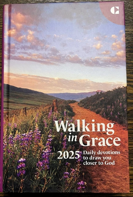 WALKING IN GRACE 2026: Daily Devotions to Draw You Closer to God $27.05 ...