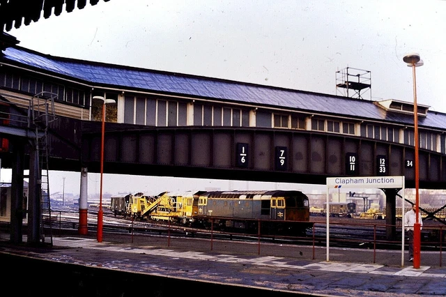 ORIGINAL 35MM SLIDE, class 33 locomotive (33027?) at Clapham Junction £ ...