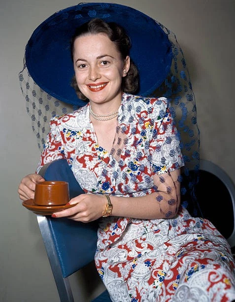 BRITISH AMERICAN SCREEN actress Olivia de Havilland circa 1950 Old ...