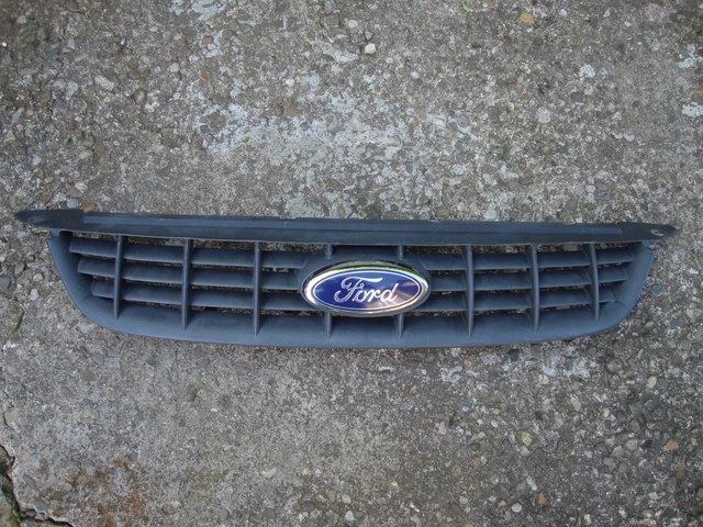 GENUINE FORD FOCUS Zetec S Mk2 Facelift Front Bumper Upper Grille 08-11 ...