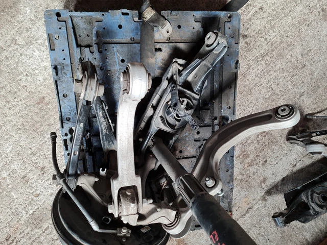 VW ID3 2020 Passenger Left Side Rear Suspension Leg Id.3 £274.50 ...