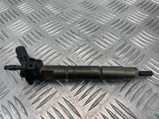 MERCEDES-BENZ E W211 642920 Diesel fuel injector A6420701387 155kW ...