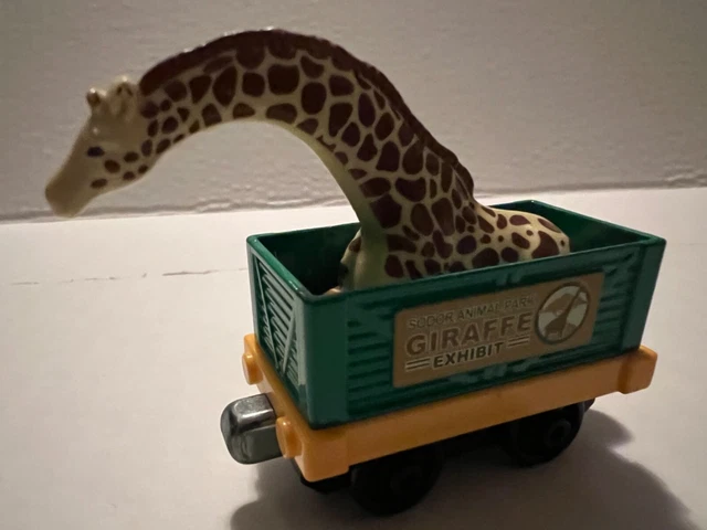 THOMAS THE TRAIN Take ‘N Play Sodor Animal Park Giraffe Exhibit £9.66 ...
