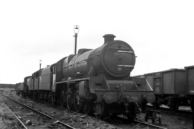 35MM RAILWAY BLACK & White NegativeJubilee 45654 Hood at Newton Heath ...