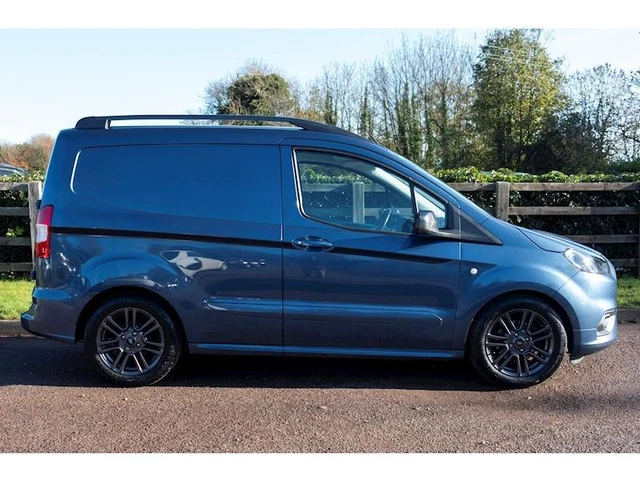 2021 FORD TRANSIT Courier TDCi Sport Panel Van Diesel Manual £14,990.00 ...