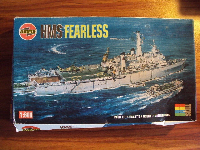 RARE ! VINTAGE 1980's AIRFIX 1:600 SCALE HMS FEARLESS MODEL SHIP KIT ...