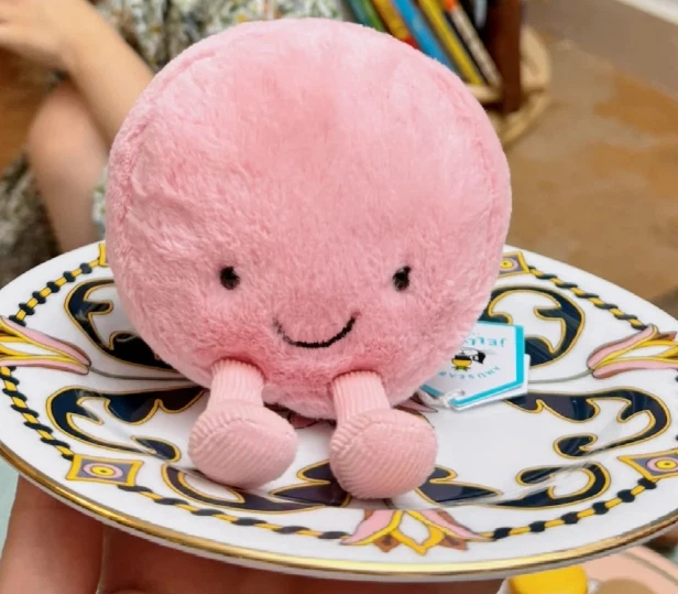 JELLYCAT AMUSEABLES MACARON Plus Pink French Pastry Toy With Tags w ...