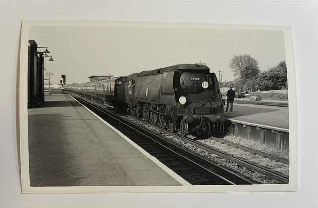 BR RAILWAY LOCOMOTIVE Photograph West Country Class Unrebuilt 34084 F45 ...