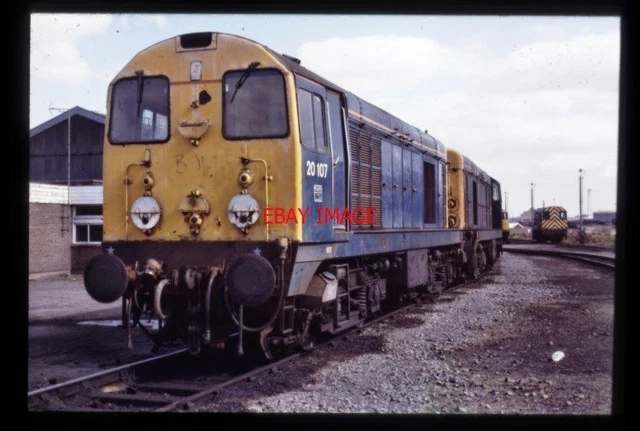 PHOTO BR Class 20 Loco No 20107 And20098 At Frodingham 1980 £1.75 ...
