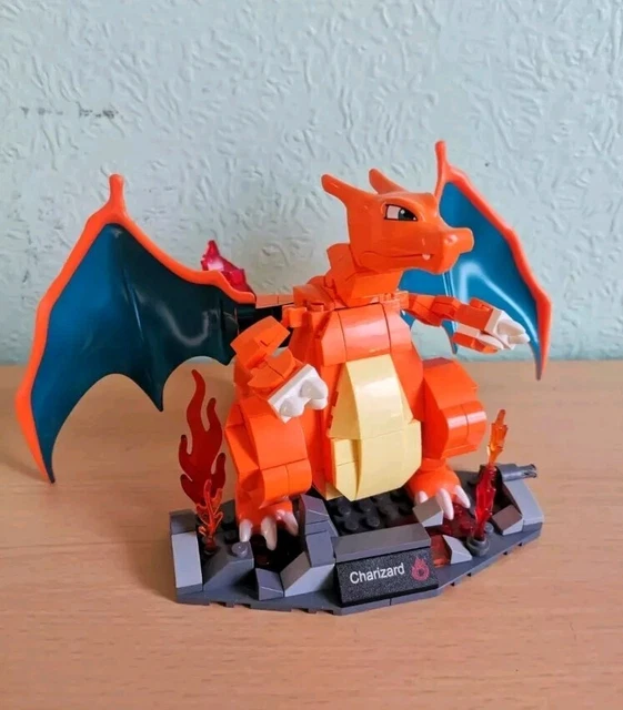 POKEMON CHARIZARD BUILDING Blocks Large Assembly With Box Collectible £ ...