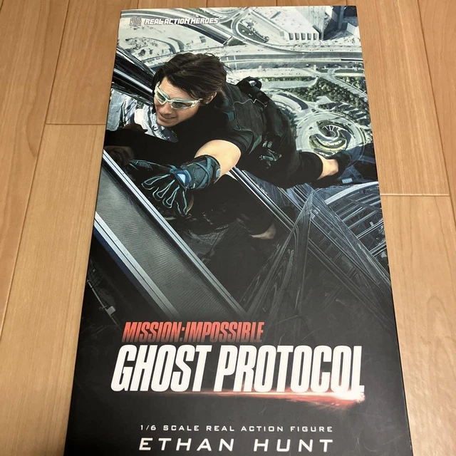FIGURINE TOM CRUISE Mission Impossible Eathen Hunt RAH MEDICOM TOY EUR ...