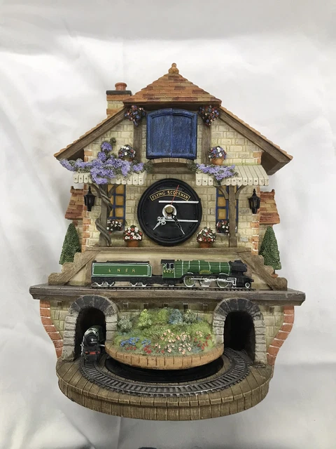 RAILWAY COLLECTABLE FLYING Scotsman Locomotive Automaton Mantel Clock £ ...