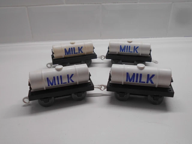 TOMY TRACKMASTER THOMAS the tank engine sodor milk tankers EUR 10,40 ...