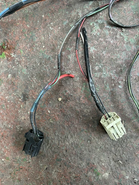 LANDROVER DEFENDER TD5/TDCI Front Wing Wiring Looms - Pair £100.00 ...